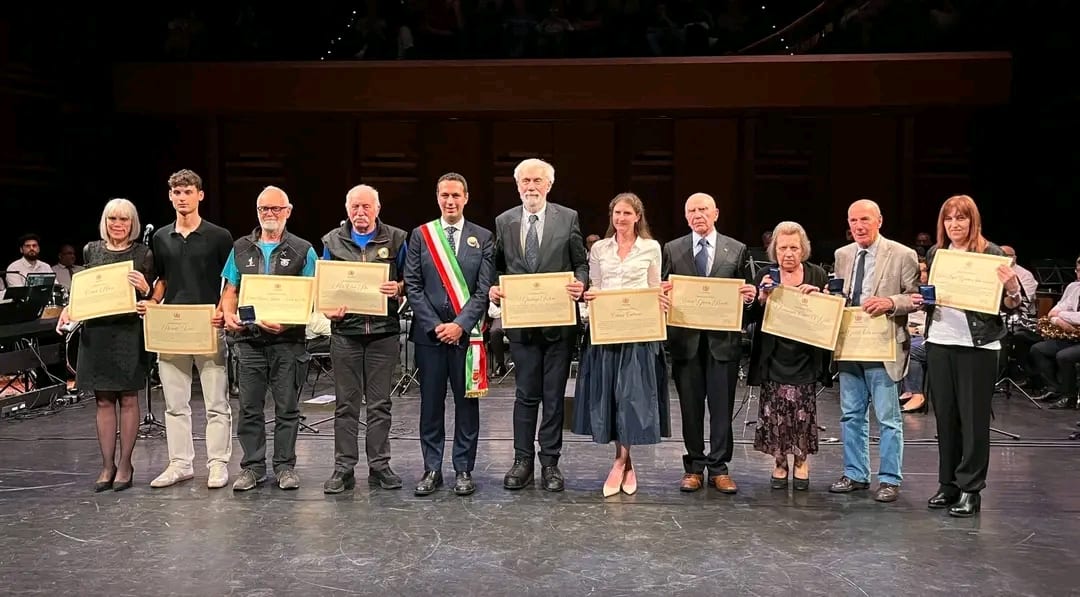 Festa della Repubblica: Rho consegna 13 onorificenze civiche ...